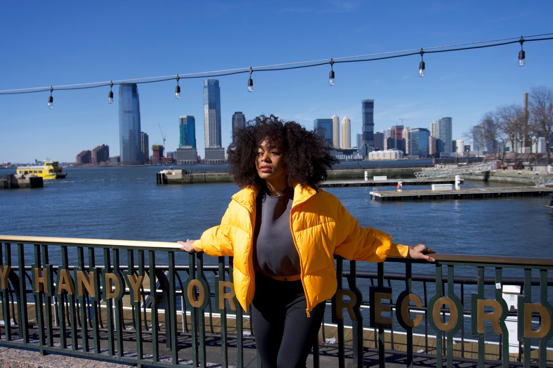 Windy Spring Days? Why a Cropped Puffer Jacket is Your Best Friend – Orolay
