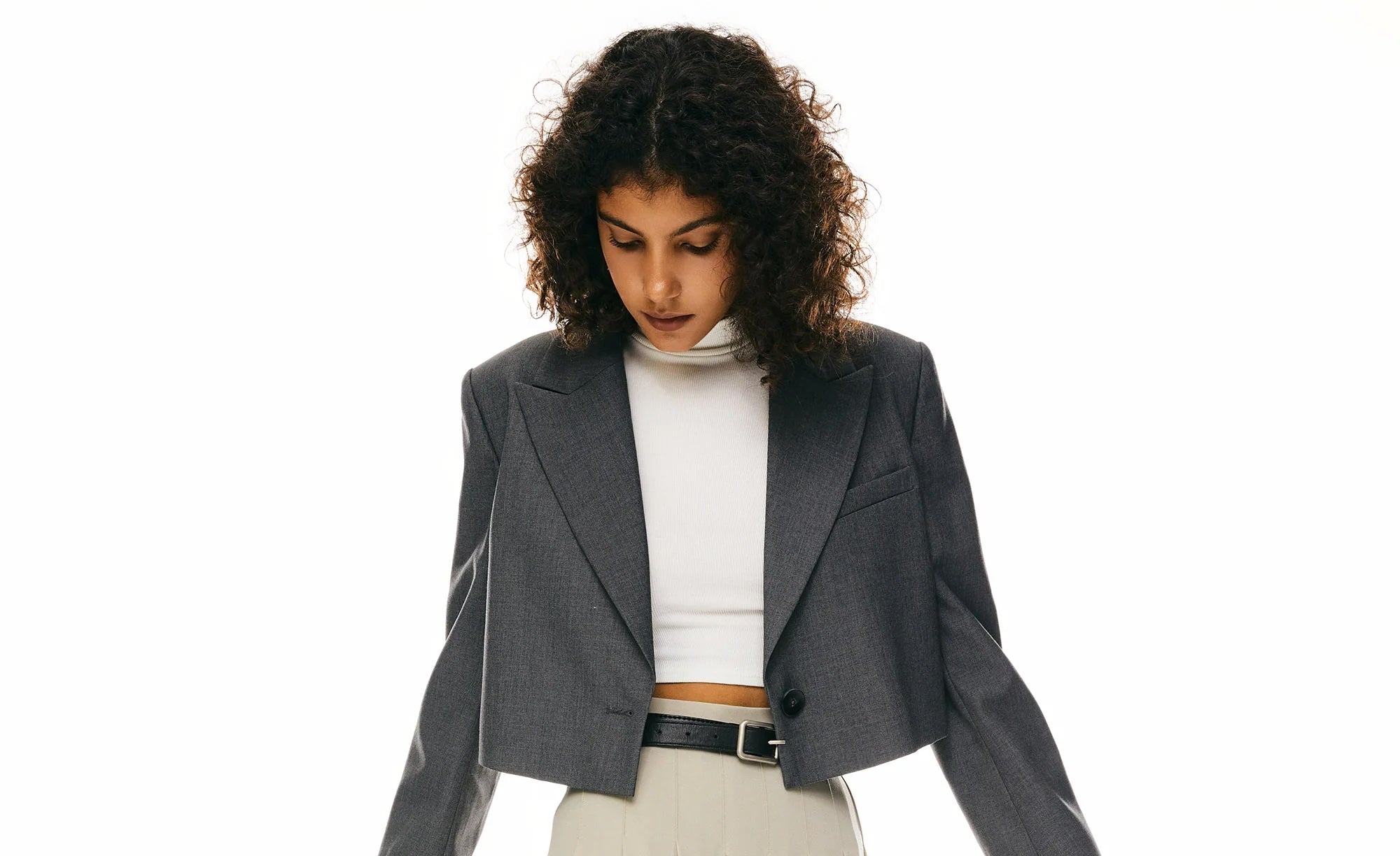 Vistiendo con Poder a Precios Asequibles: Por qué los Blazers de Orola ...