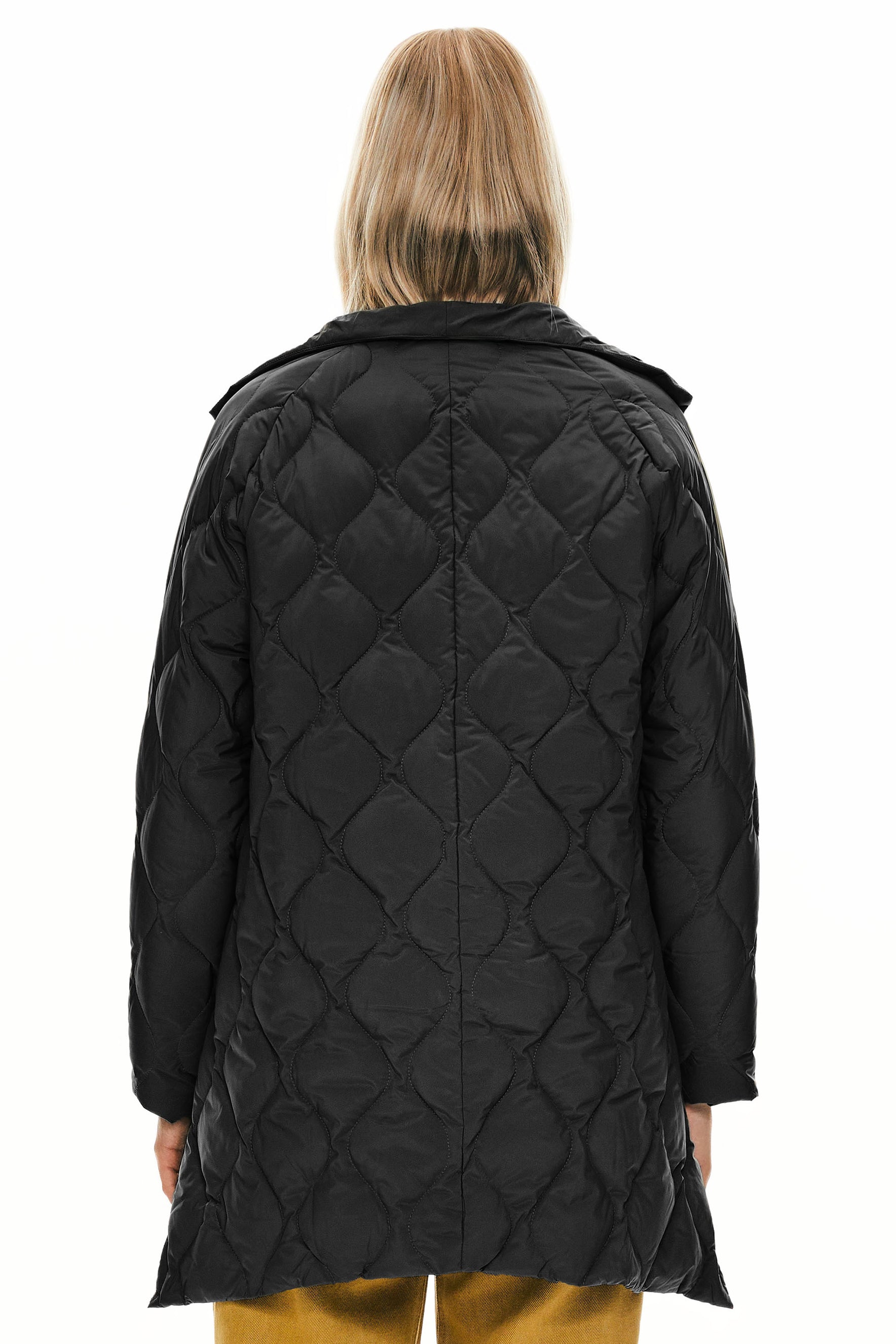 Orolay Women's Oversized Quilted Puffer Jacket Lightweight with Pockets